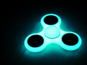 Fidget Spinners Media Lies » MiscRave
