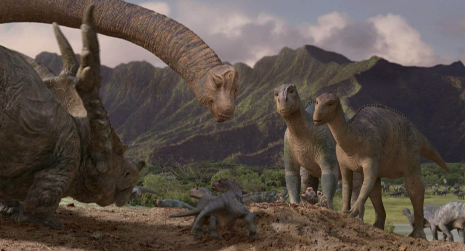 Disney's Dinosaur 2000 & Walking with Dinosaurs 2013 Films are the same ...